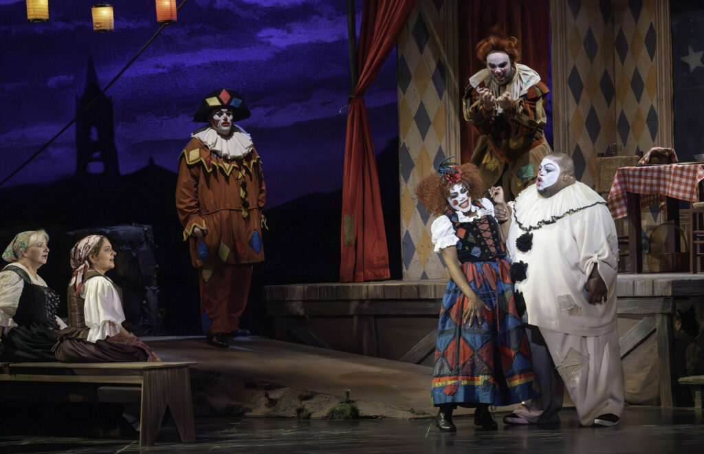 I Pagliacci, Clowns and Relevance at the FGO – Style and Polity